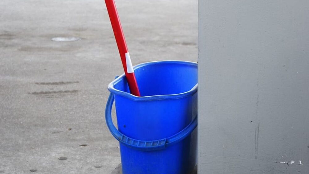 5 Best Practices for Effective Porta Potty Cleaning - All About Porta ...